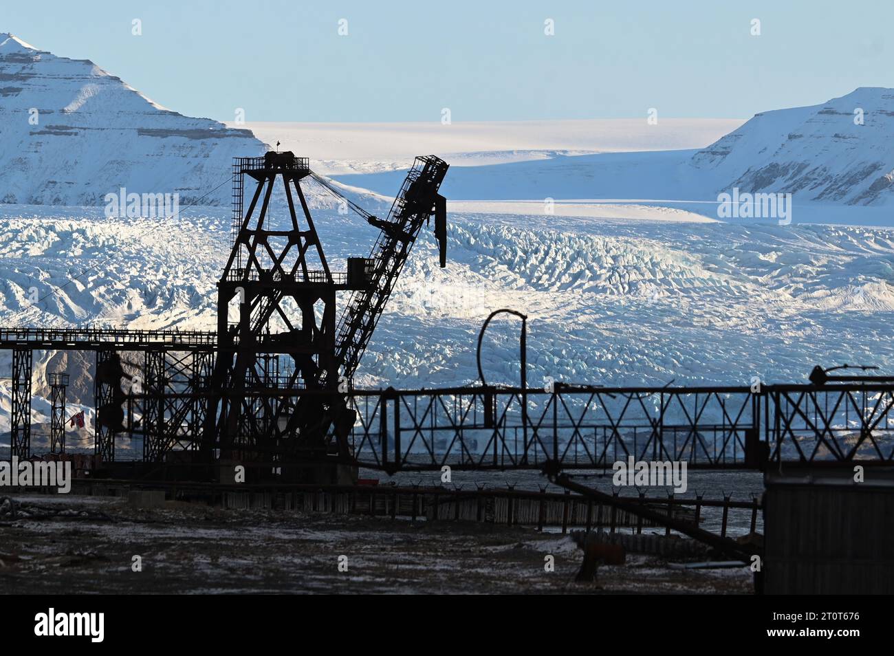 Pyramiden, Norway. 27th Sep, 2023. A crane at the harbor in the ...