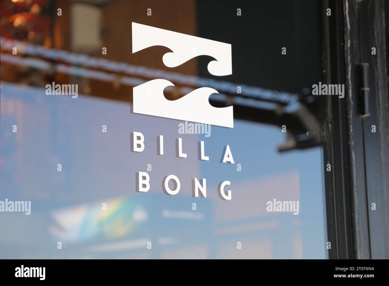 Bordeaux , France - 10 01 2023 : Billabong logo sign and brand text on ...