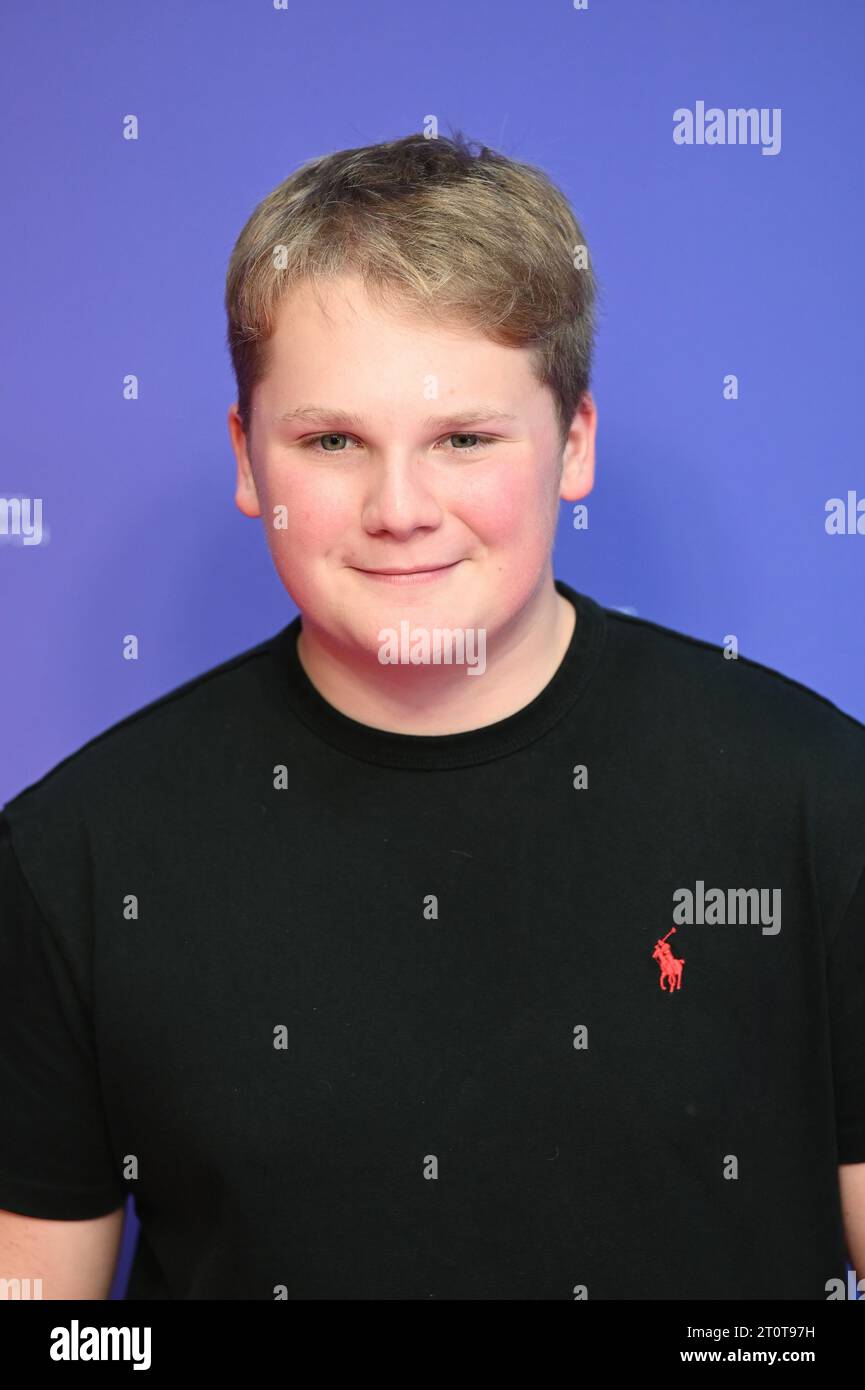Cologne, Germany. 08th Oct, 2023. Actor Julius Weckauf comes to the ...
