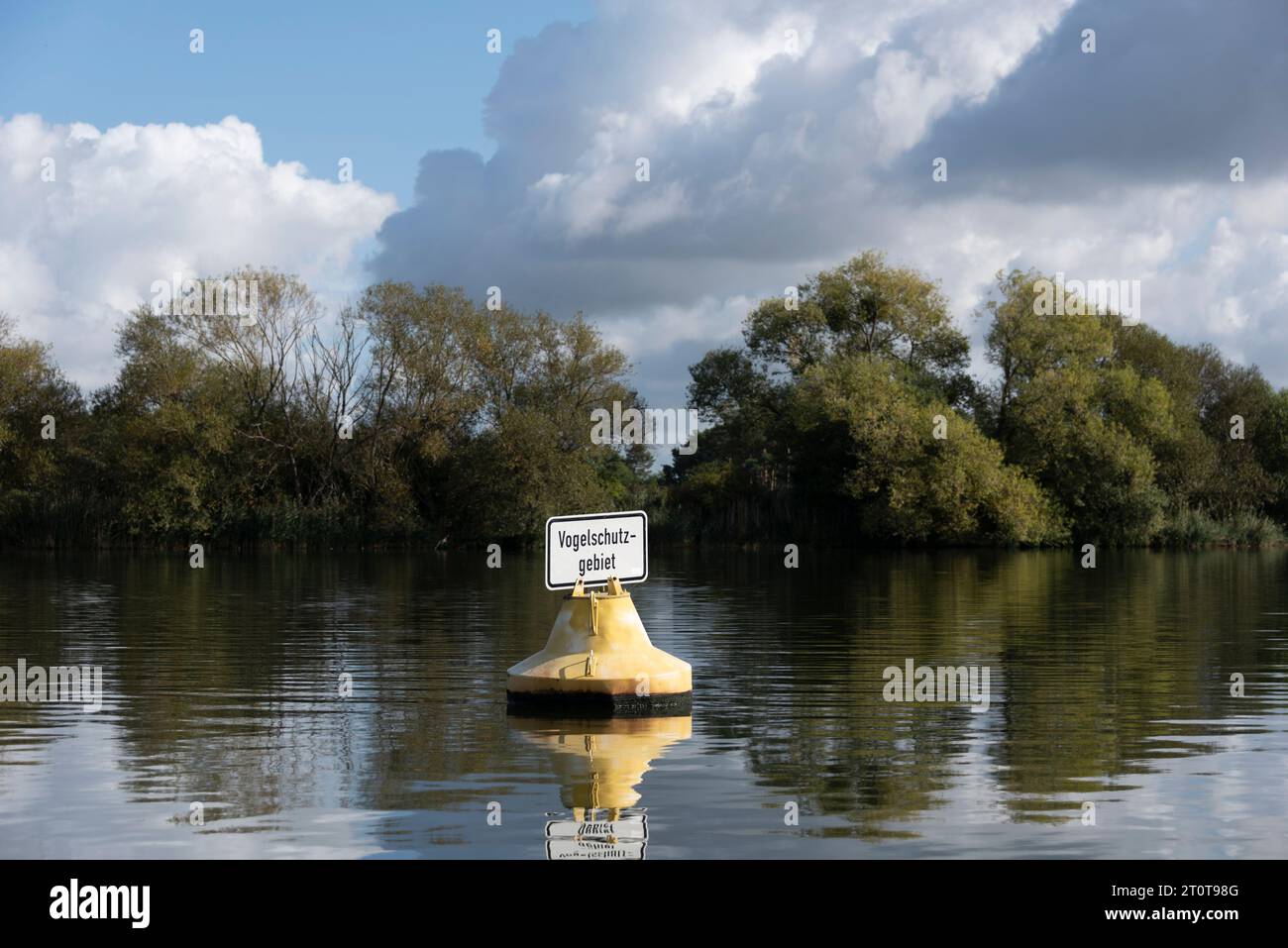 Buoy marks start of bird sanctuary, Niegripper See in Jerichower Land ...