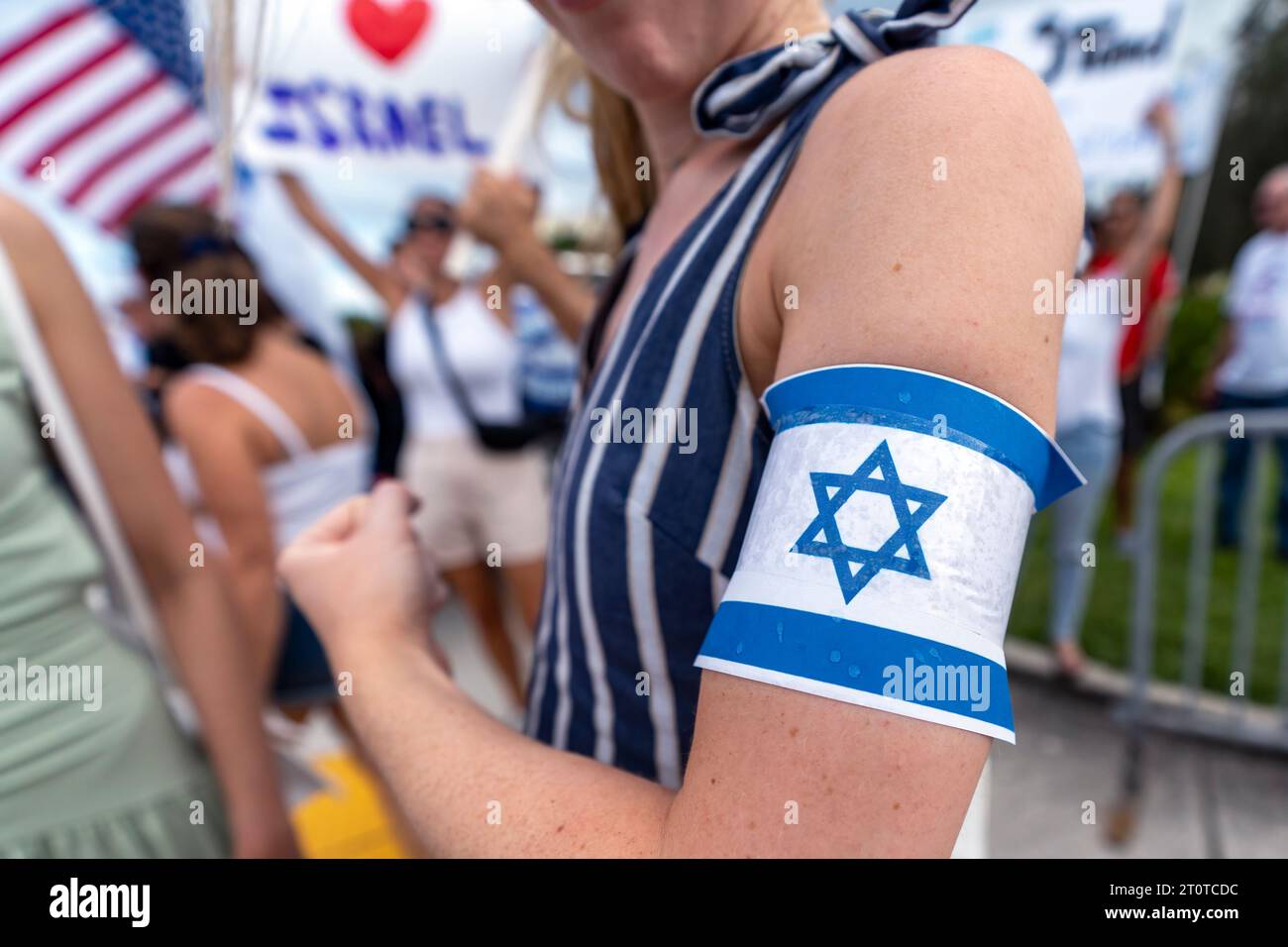 Fort Lauderdale, Florida, USA. 8th Oct, 2023. Woman flexed her arm with ...