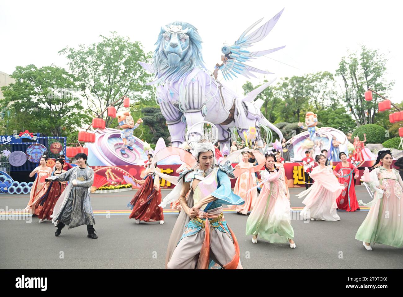 A float parade is held at Suzhou Amusement in Suzhou City, east China's ...