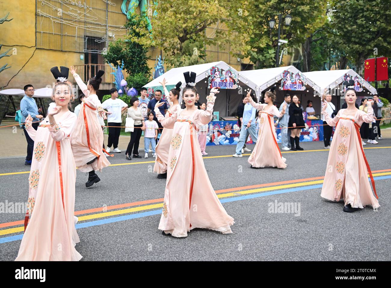 A float parade is held at Suzhou Amusement in Suzhou City, east China's ...