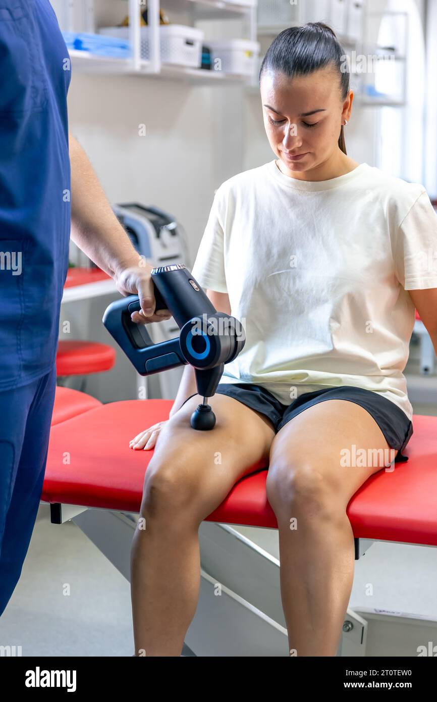 Trapezius stretch hi-res stock photography and images - Alamy