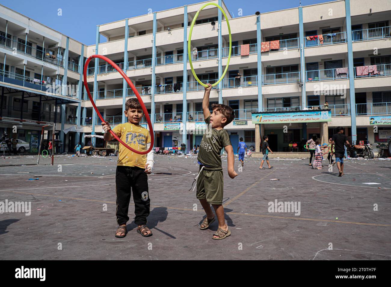 Israeli children playing hi-res stock photography and images - Alamy