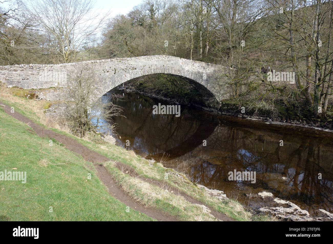 Stainforth Packhorse Bridge on the Ribble Way Path over the River ...