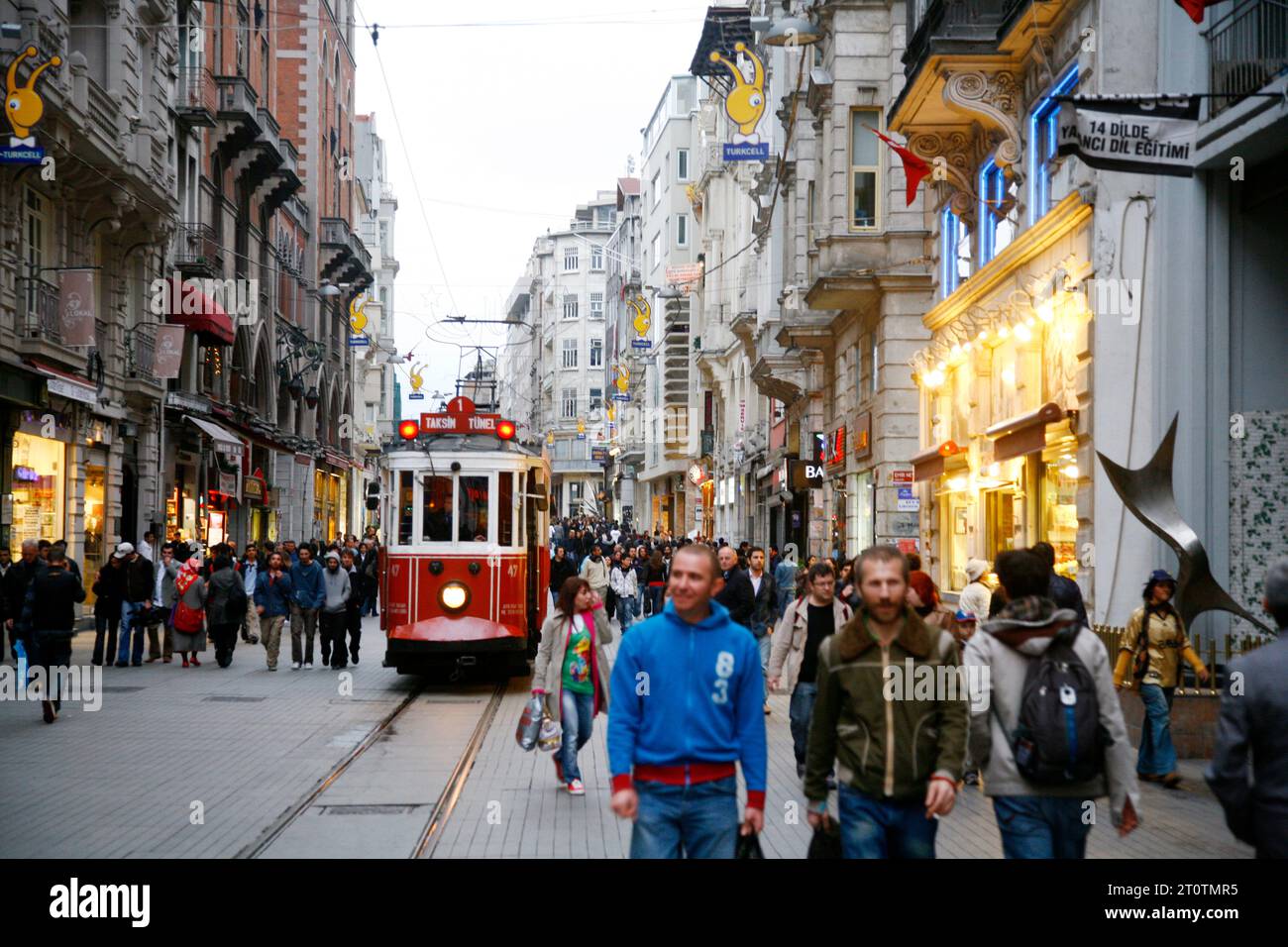 Istiklal caddesi beyoglu shopping street quarter hi-res stock ...
