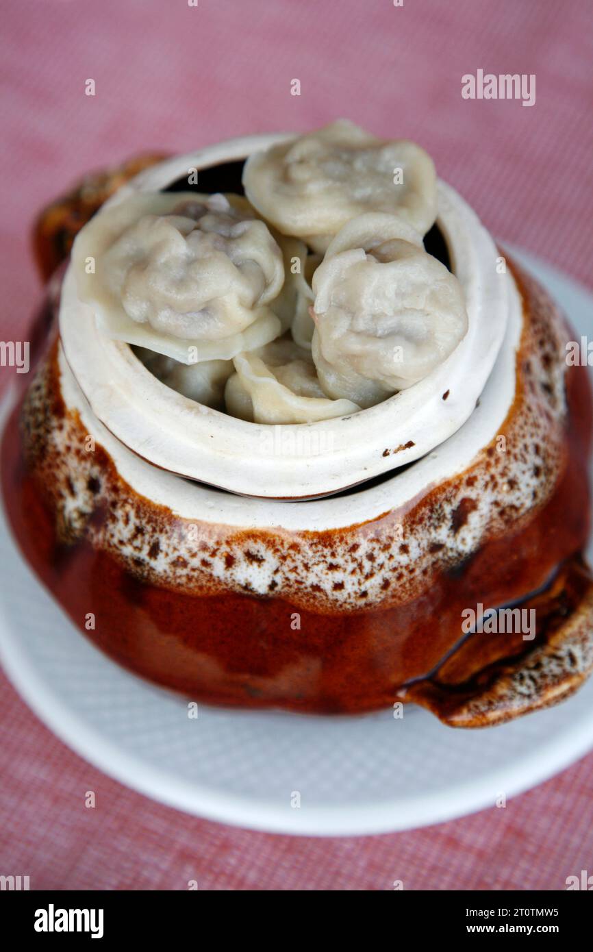 Russian food pelmeni hi-res stock photography and images - Alamy