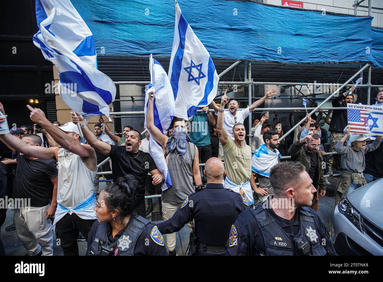 San Francisco, USA. 08th Oct, 2023. Supporters of Israel hold Israel ...