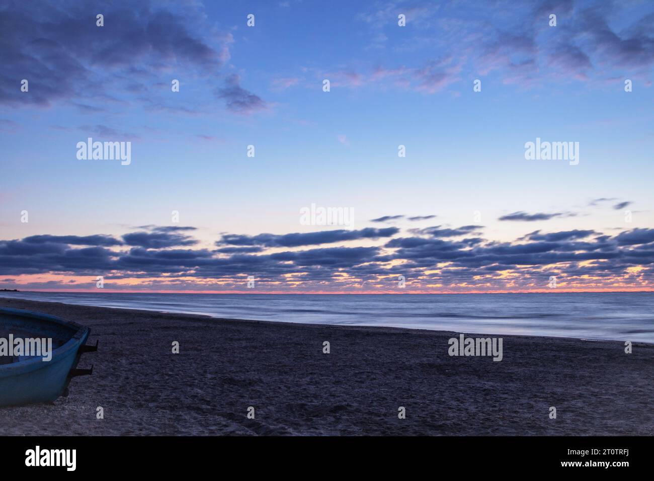 coastline, clear, tranquil scene, outdoors, red, backgrounds, sandy, no ...