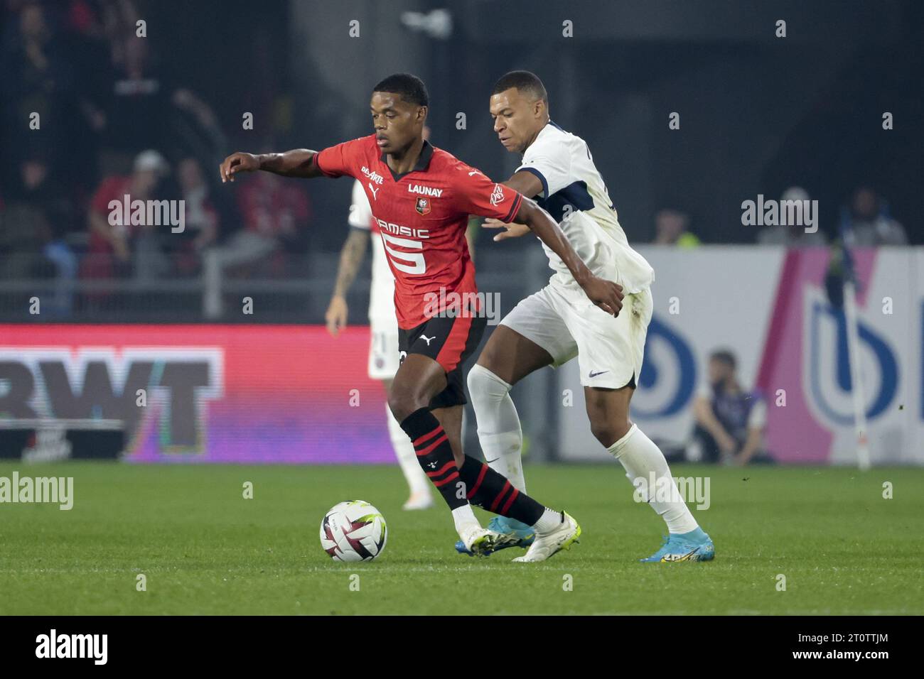 Warmed Omari of Rennes, Kylian Mbappe of PSG during the French ...