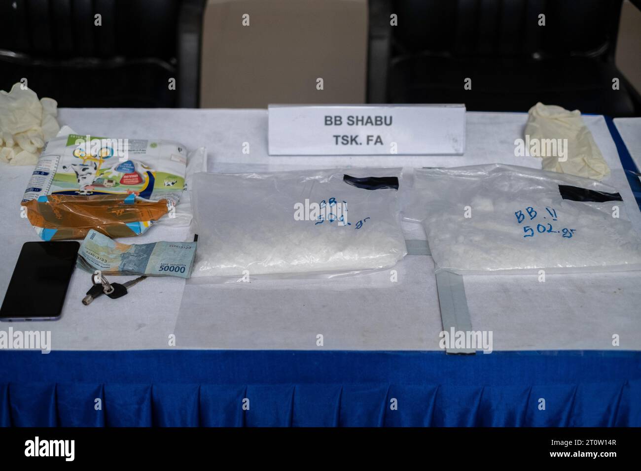 The evidence at the second arrest location was methamphetamine-type ...