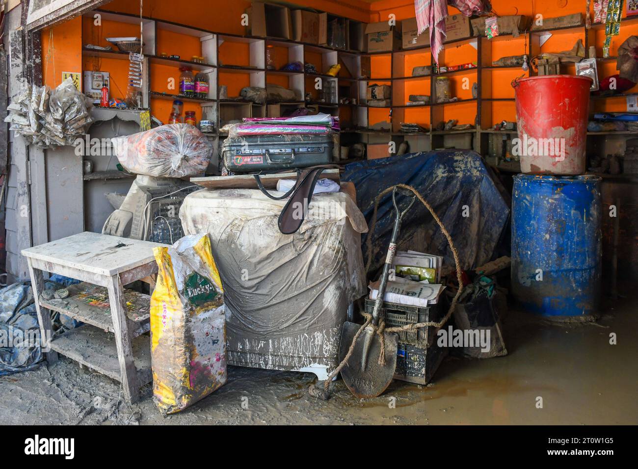 Singtam, India. 09th Oct, 2023. General view of a damaged shop after ...
