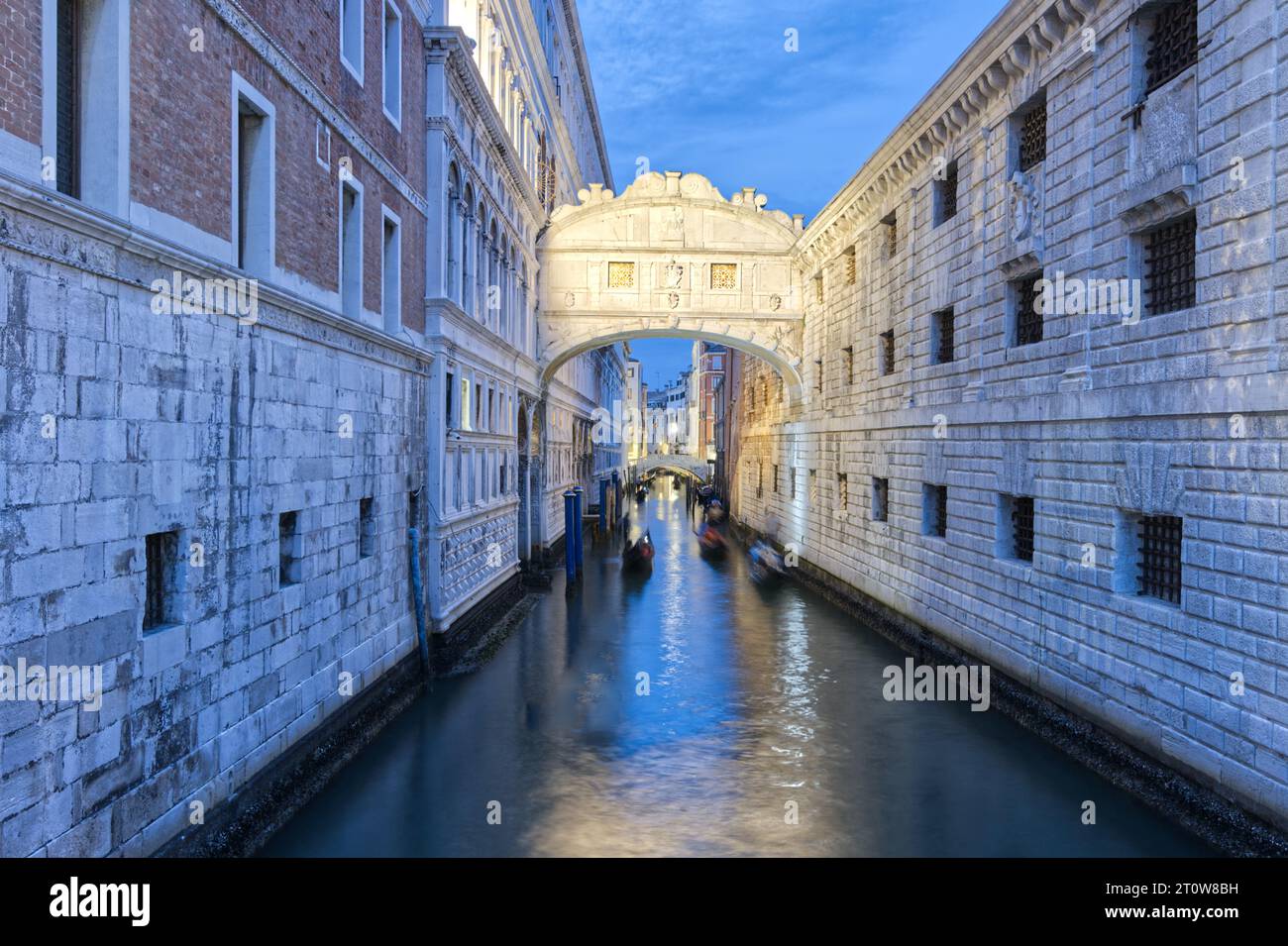 Famous bridge in „Ponte dei Sospiri“ Venice in Italy the Grand canal ...