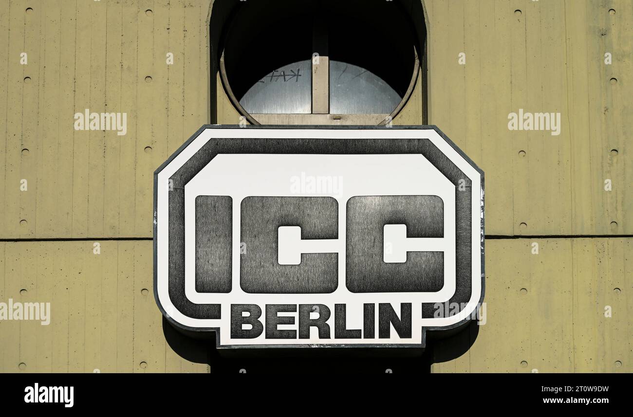 ICC Logo am Parkhaus, Messedamm, Westend, Charlottenburg, Berlin ...