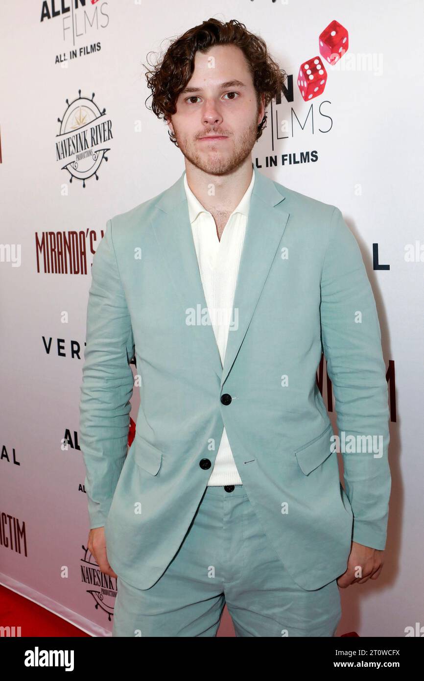 LOS ANGELES - OCT 5: Nolan Gould at the Miranda's Victim Screening at ...