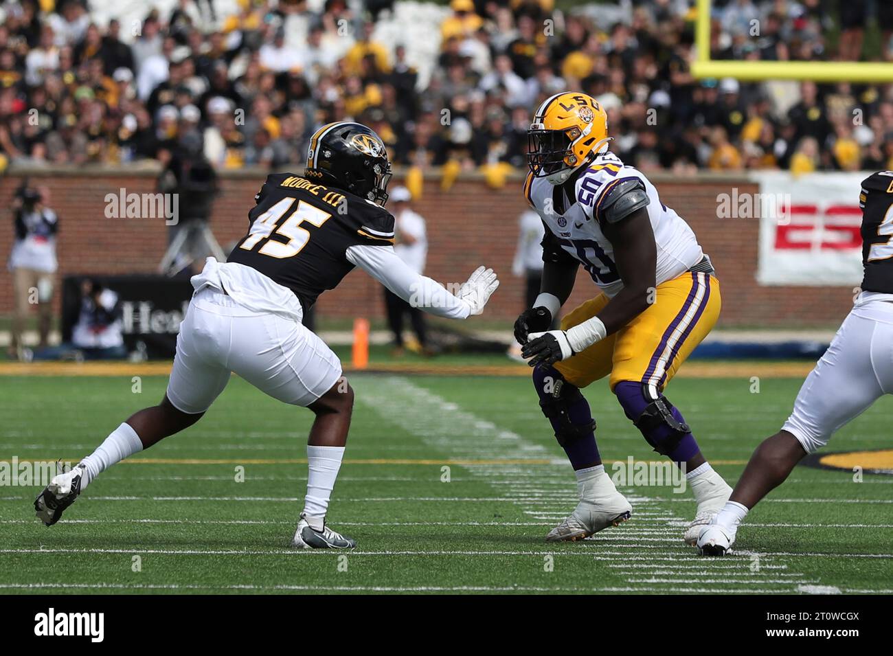 COLUMBIA, MO - OCTOBER 07: LSU Tigers offensive lineman Emery Jones Jr ...