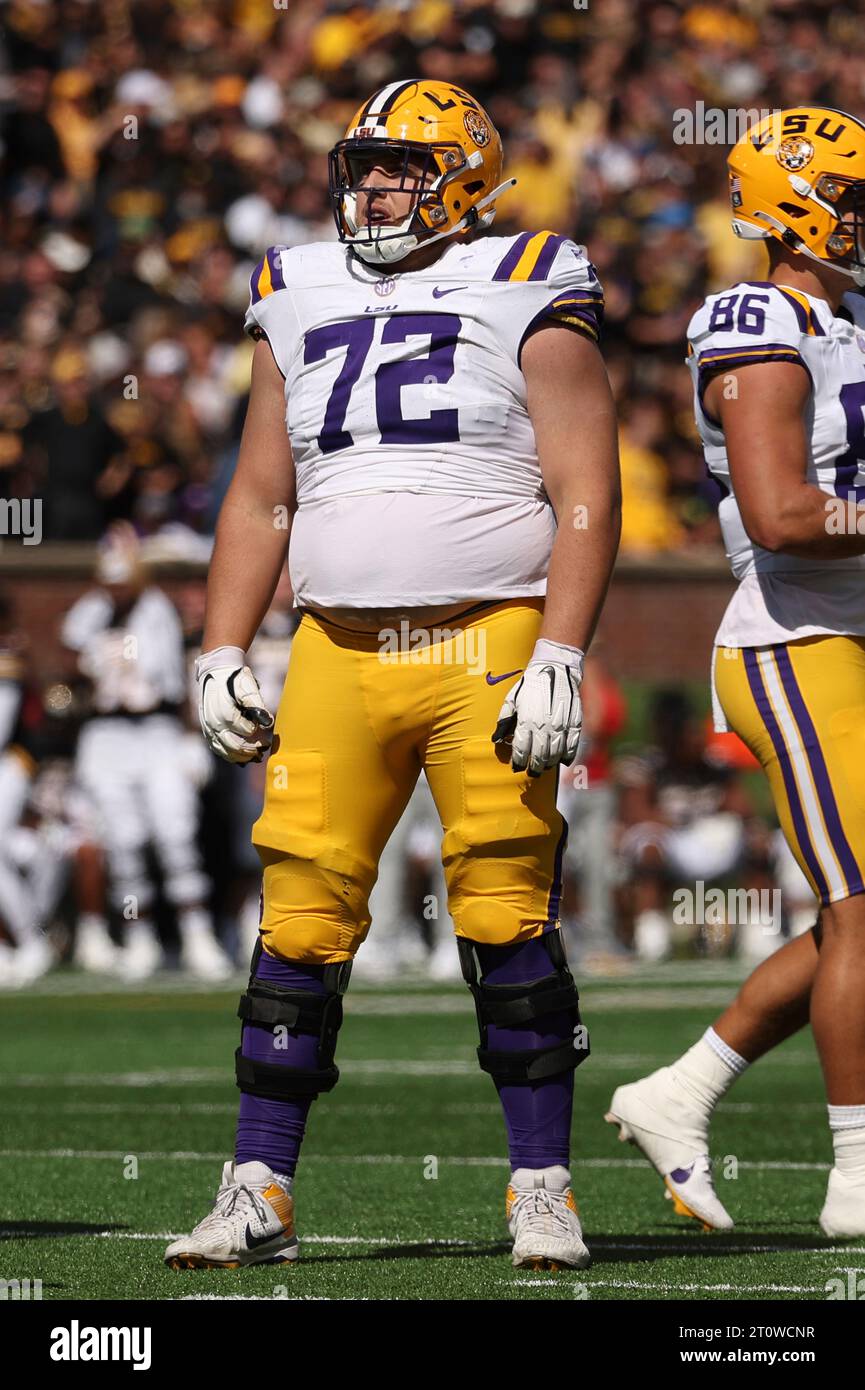 COLUMBIA, MO - OCTOBER 07: LSU Tigers offensive lineman Garrett ...