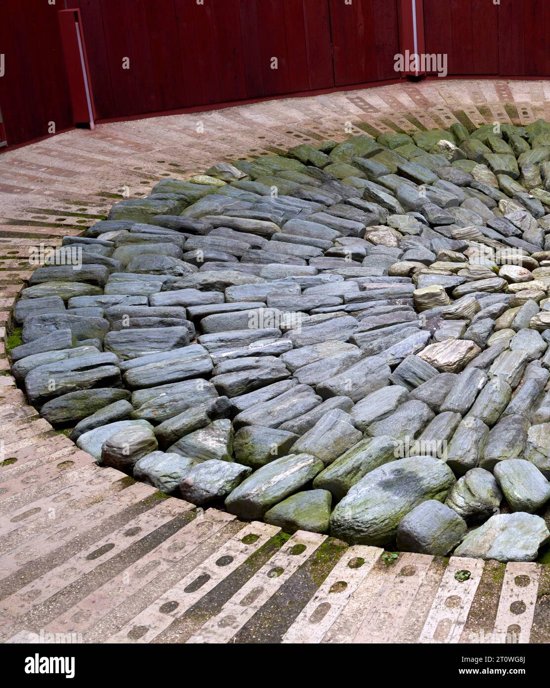 Kamikatsu zero waste centre and y hotel hi-res stock photography and ...