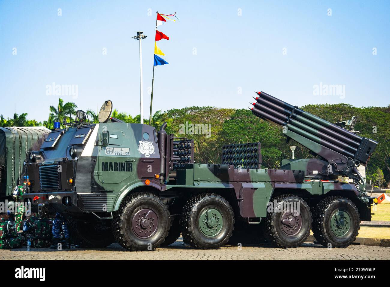 Indonesian army combat vehicle parade in Jakarta Stock Photo - Alamy