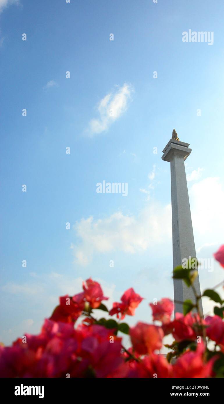 National Monument, a building which is a landmark and icon of the city ...