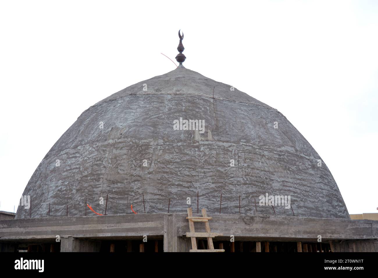 A new mosque under construction, building a new grand Masjid mosque in ...