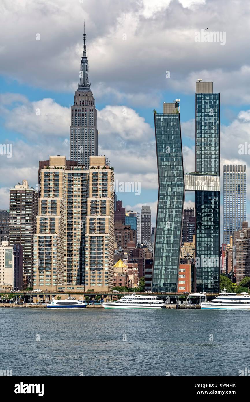 American copper buildings hi-res stock photography and images - Alamy
