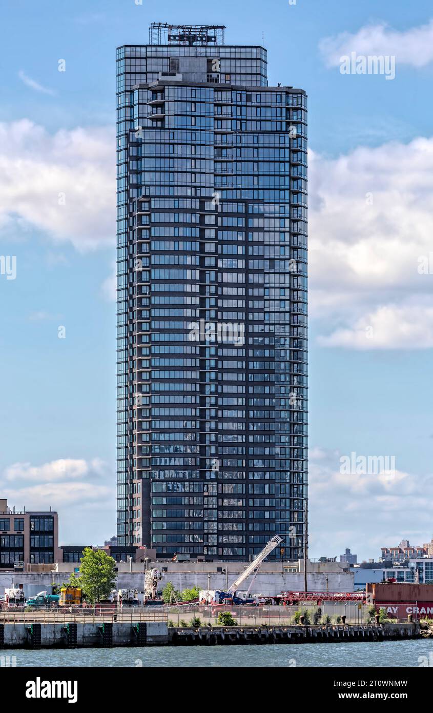 The Greenpoint, a 40-story apartment tower at 21 India Street, is a ...