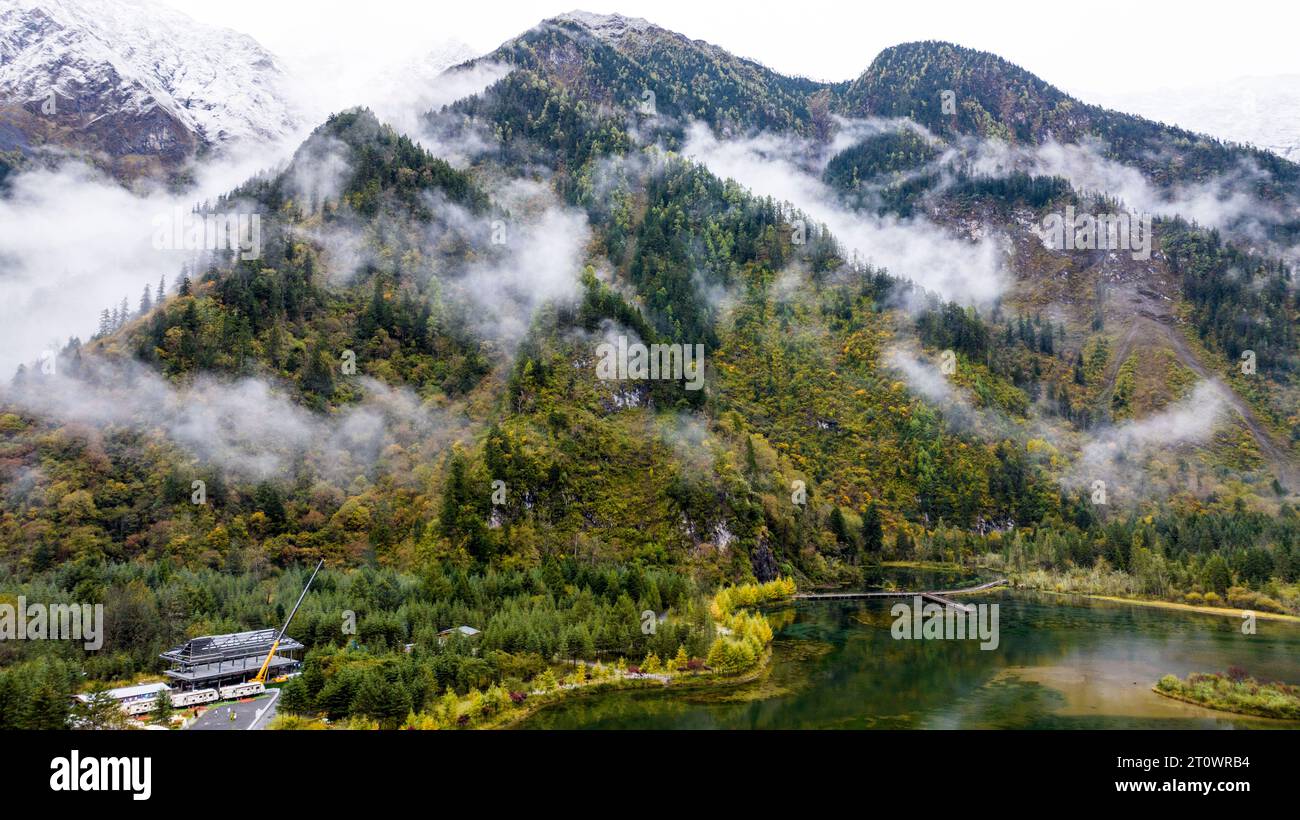 ABA, CHINA - OCTOBER 9, 2023 - Autumn scenery at the Bipenggou scenic ...