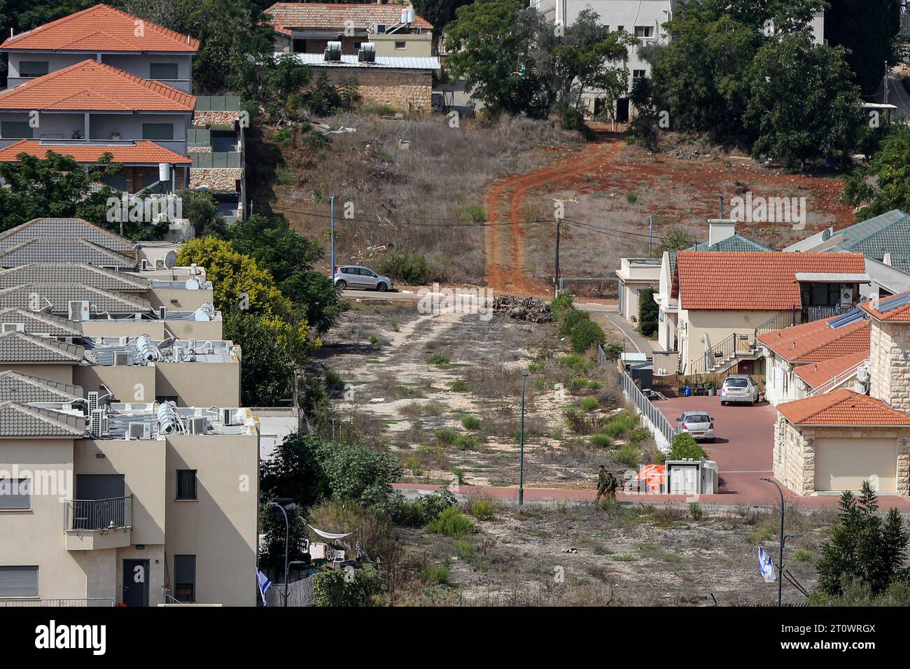 09 October 2023, Lebanon, Khiam: A view of the Israeli settlement of ...