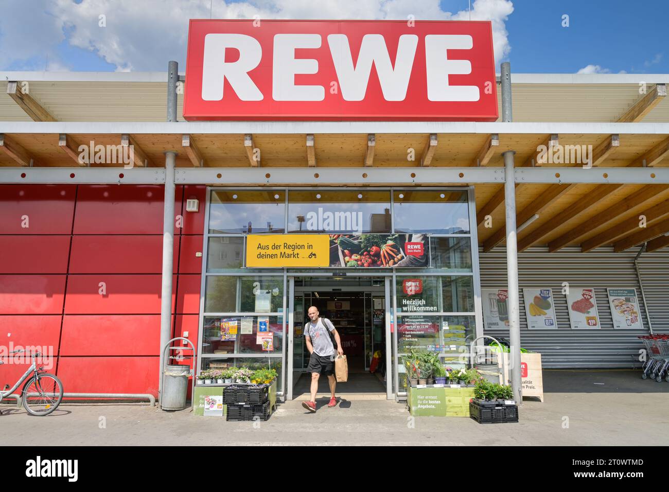 Deutsche rewe hi-res stock photography and images - Alamy