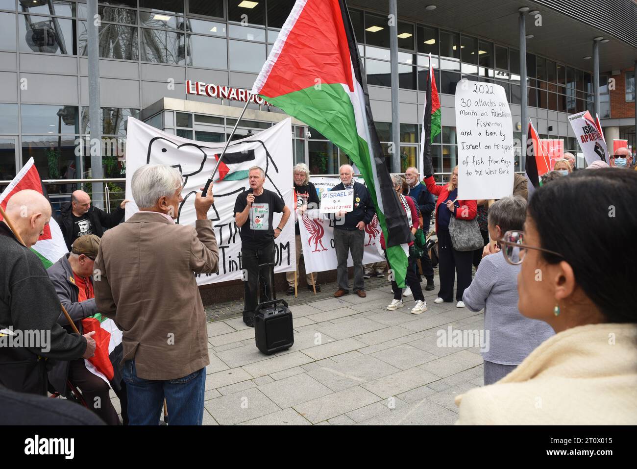 Liverpool, UK. 9 October 2023. Pro Palestine supporters outside Labour ...