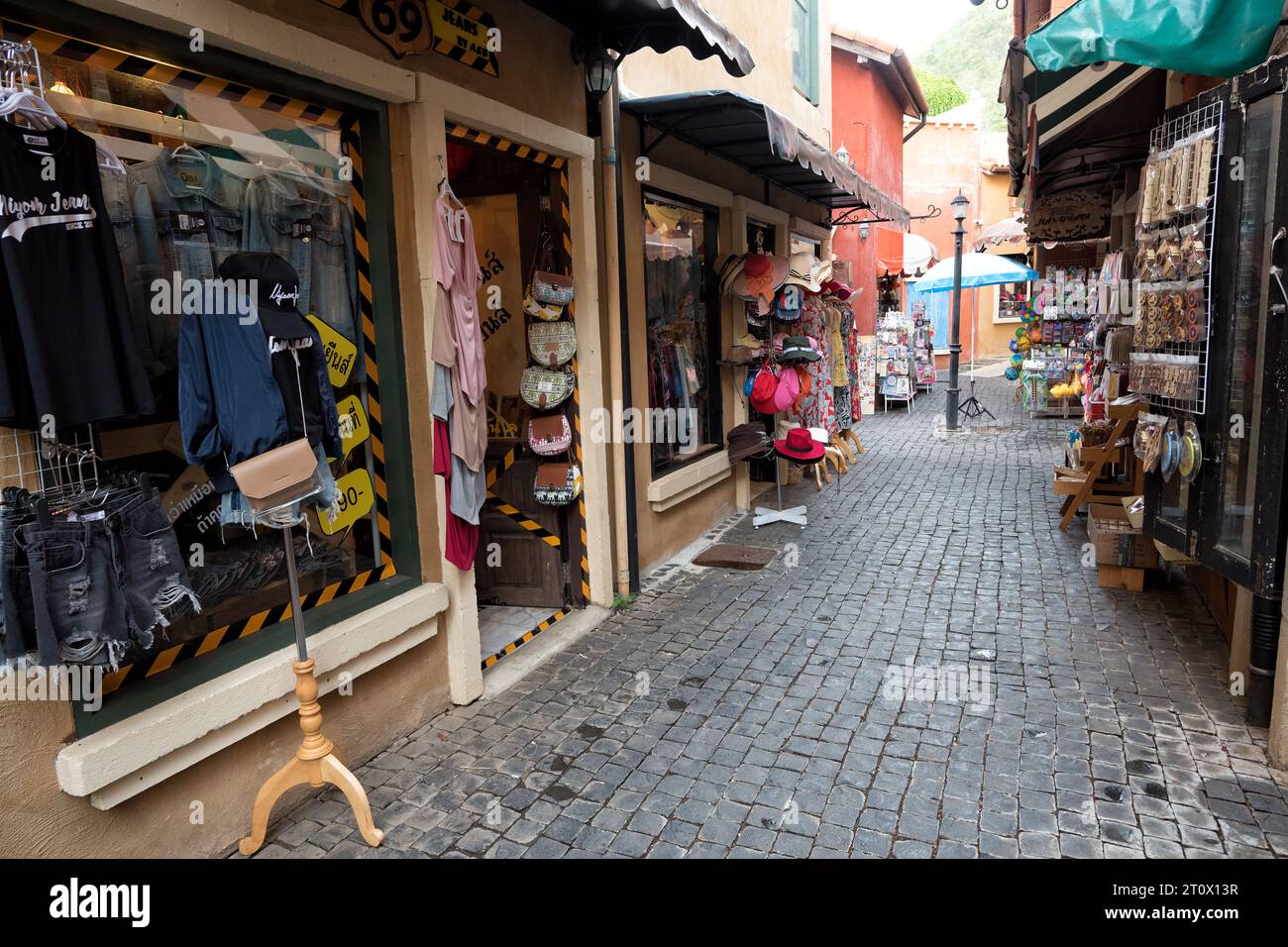 Primo Piazza, Italian architecture in Khao Yai, Thailand - Primo Piazza ...