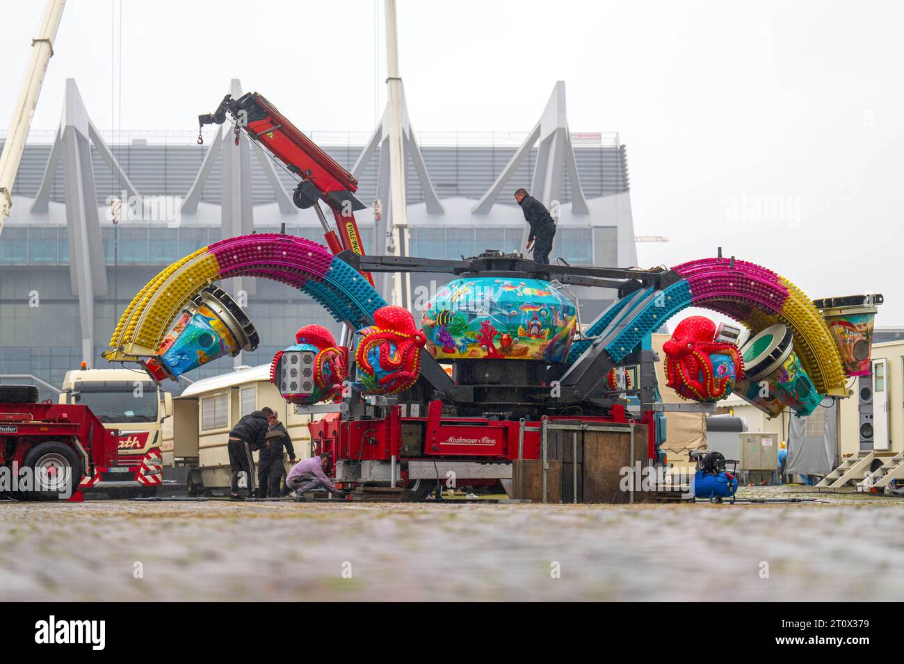 Bremen, Germany. 09th Oct, 2023. The 988th Freimarkt, which will open ...