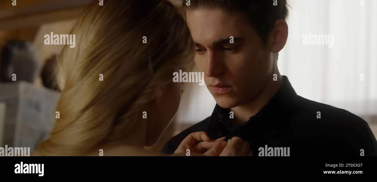 AFTER EVERYTHING, (aka AFTER 5), from left: Josephine Langford, Hero ...