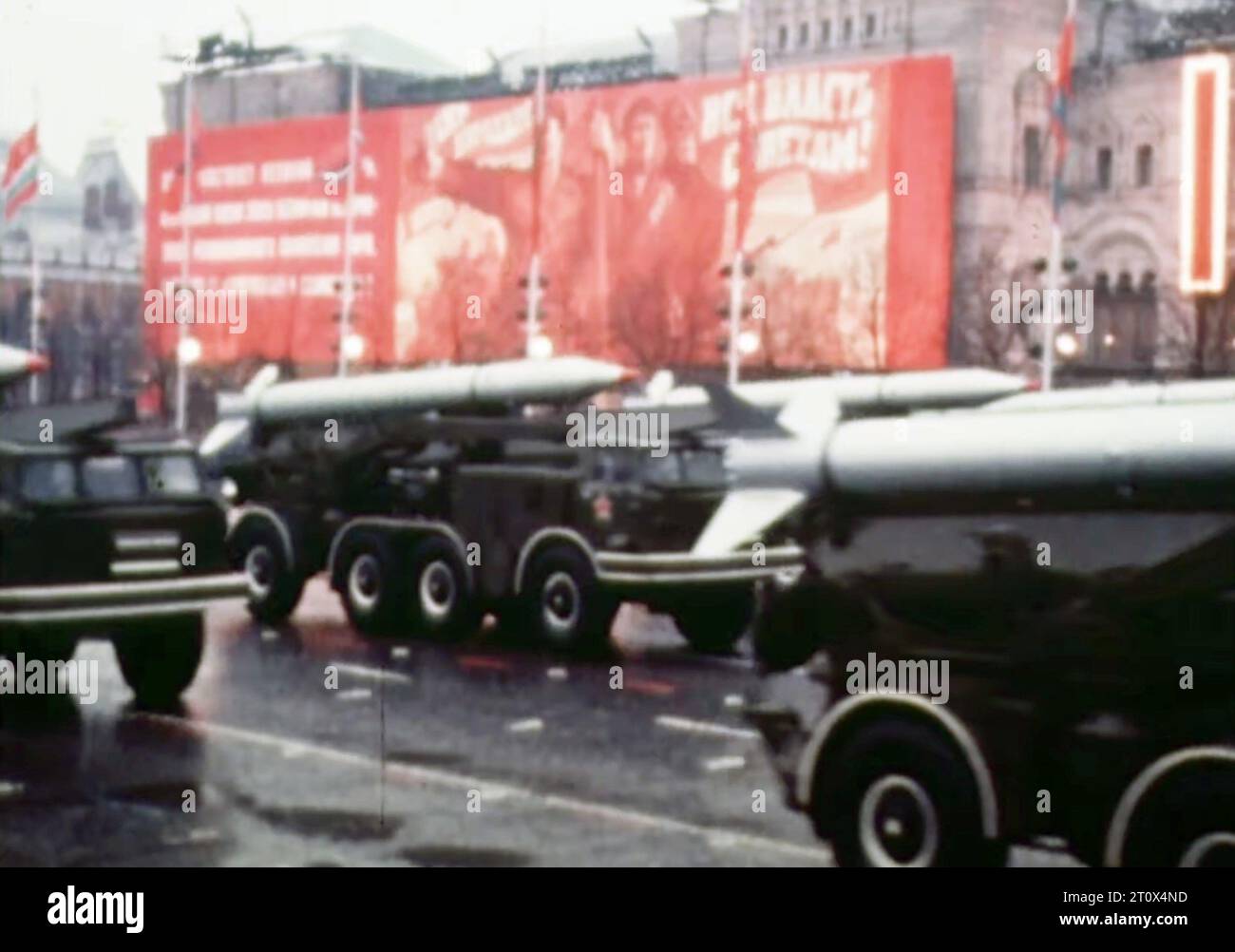 NEITHER CONFIRM NOR DENY, Soviet missiles on display at military parade ...