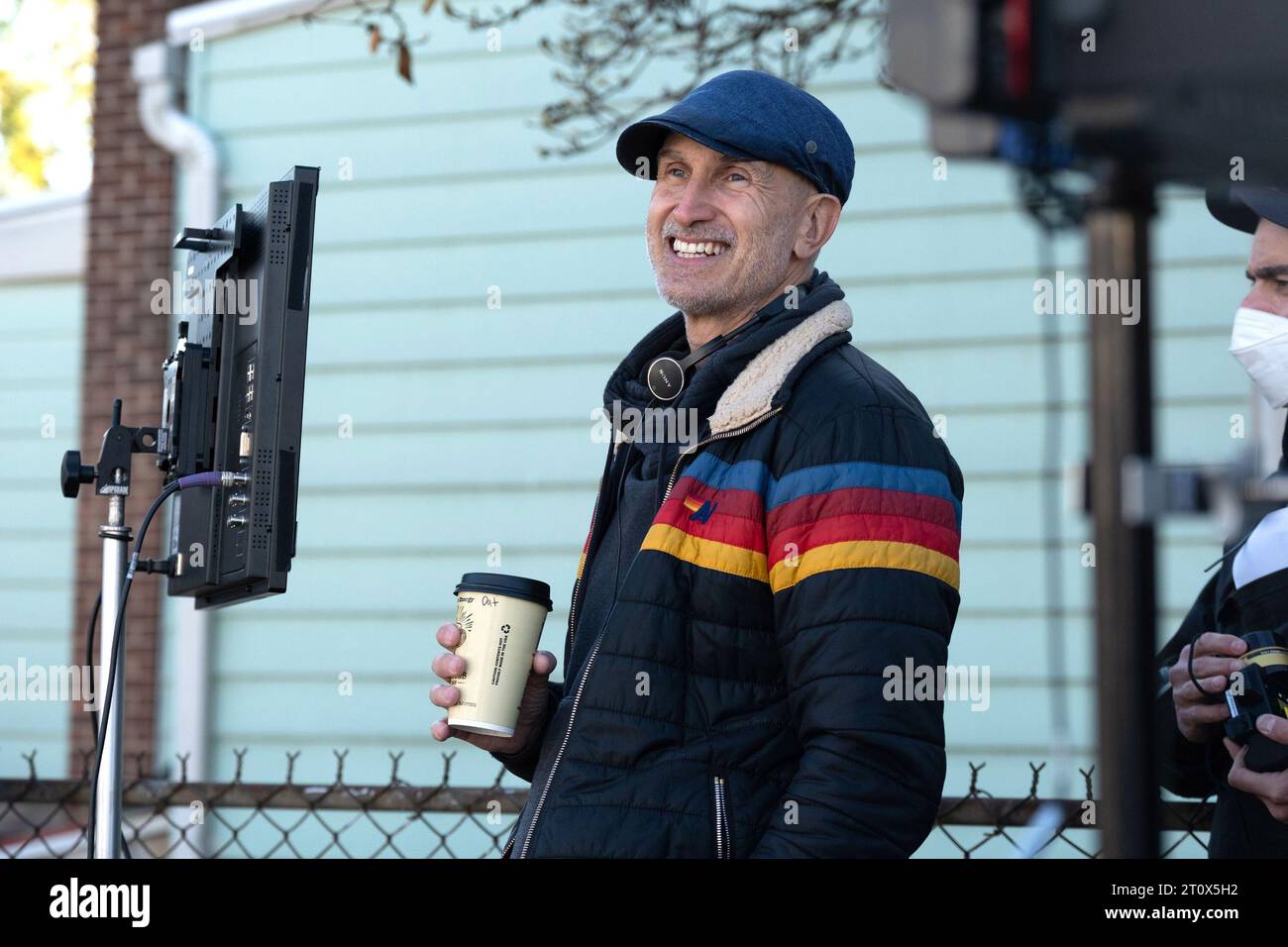 DUMB MONEY, director Craig Gillespie, on set, 2023. ph: Claire Folger ...