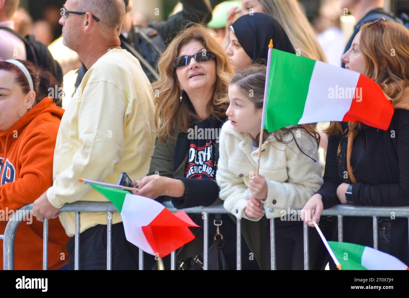 New York City, United States. 9th October, 2023. Young spectators wave ...