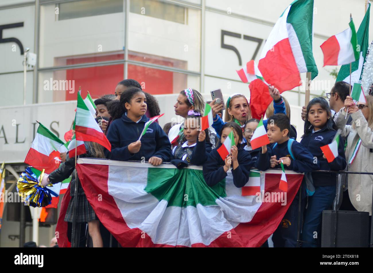 New York City, United States. 9th October, 2023. Italian New Yorkers ...