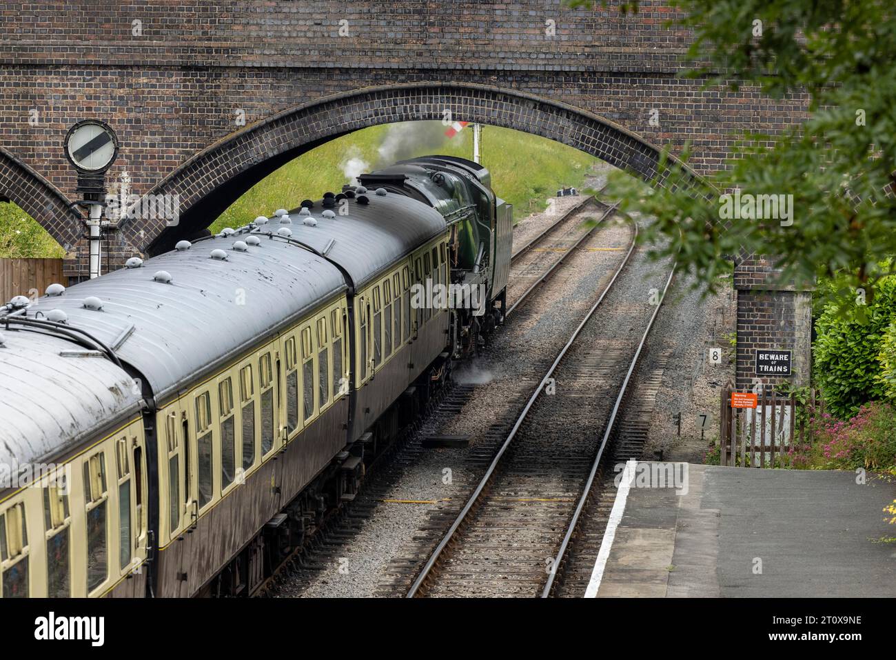 Steam Railway at the Station, Gloucestershire Warwickshire Steam ...