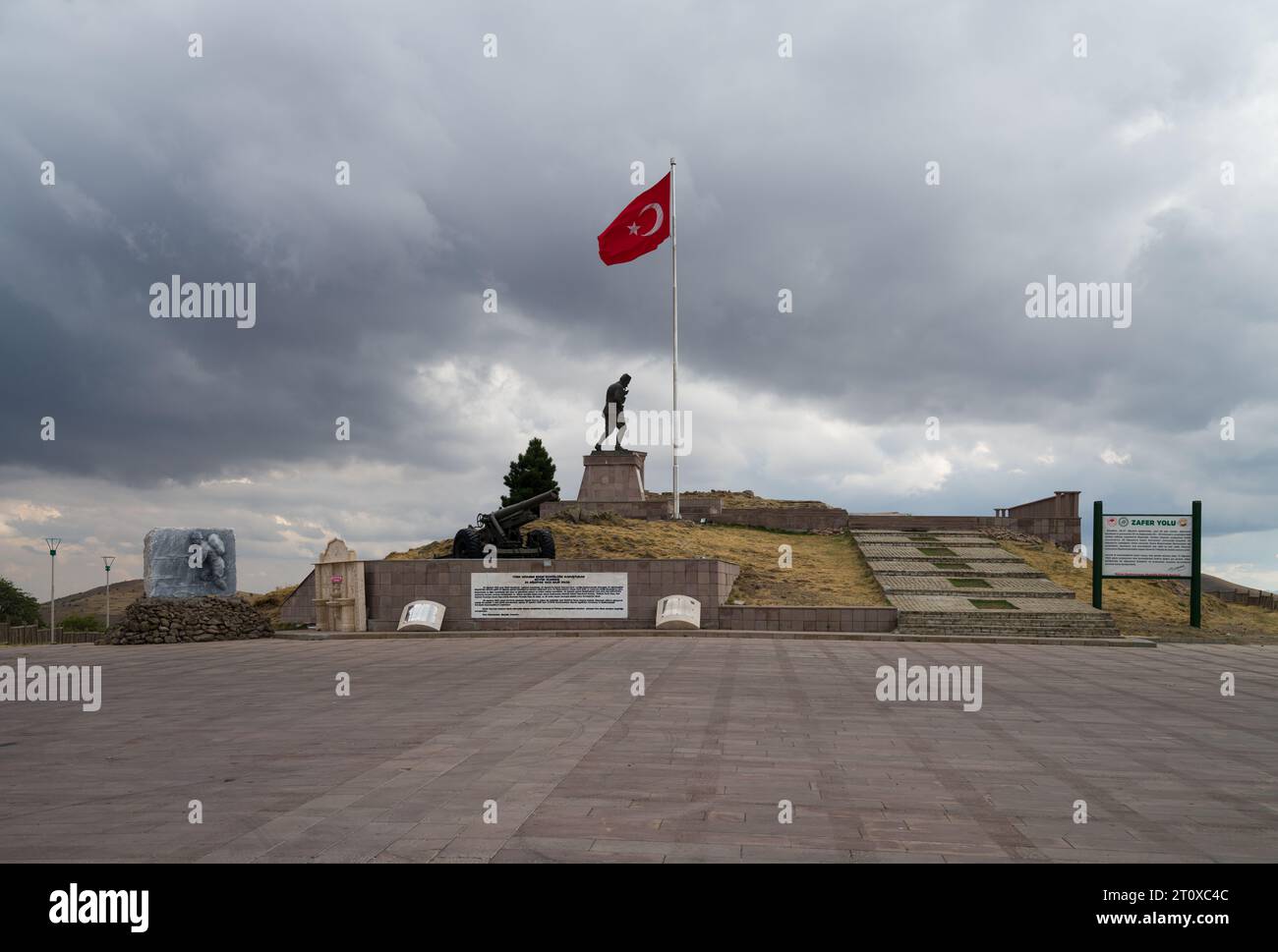 Mustafa kemal war memorial hi-res stock photography and images - Alamy