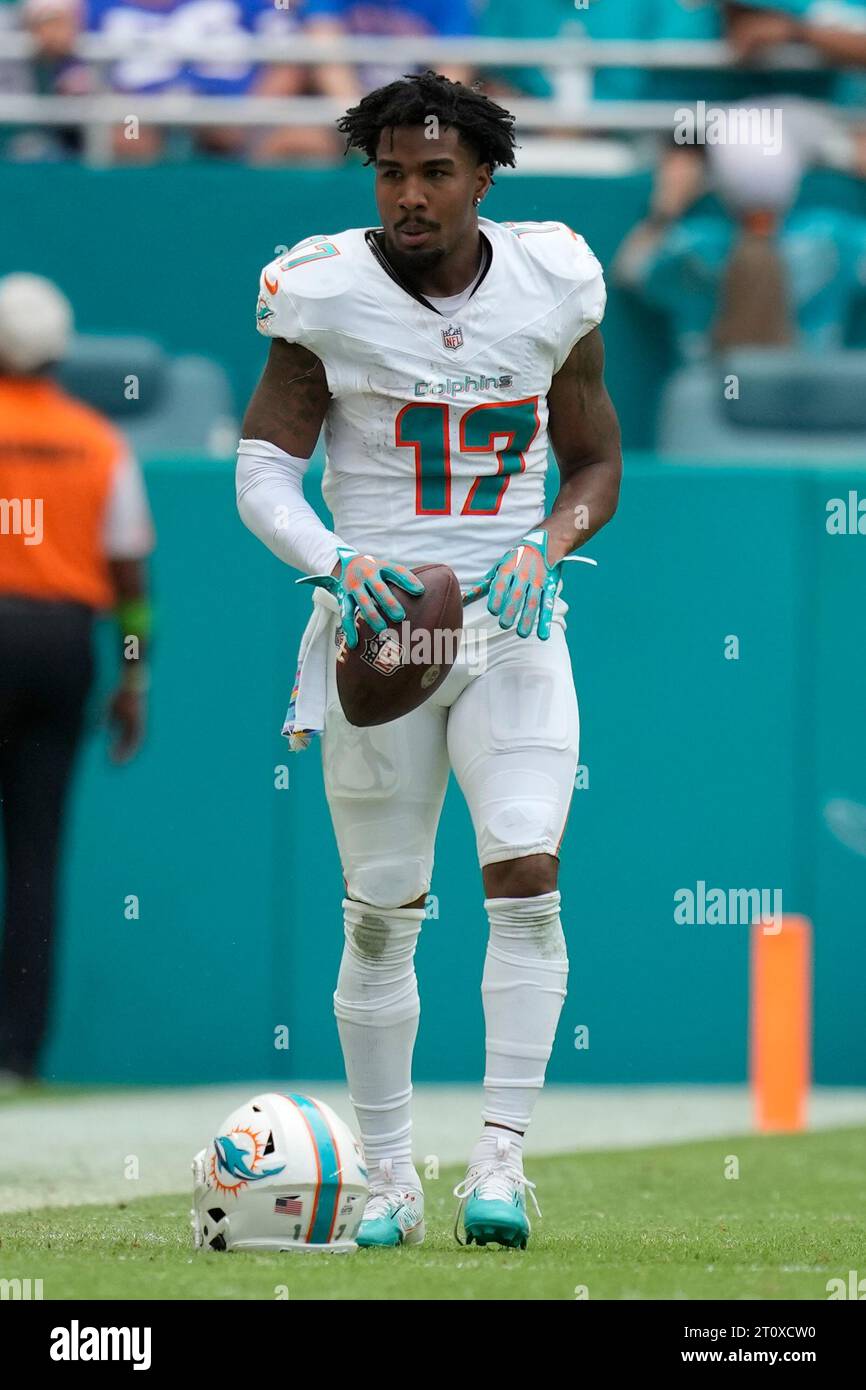 Miami Dolphins wide receiver Jaylen Waddle (17) walks on the field ...