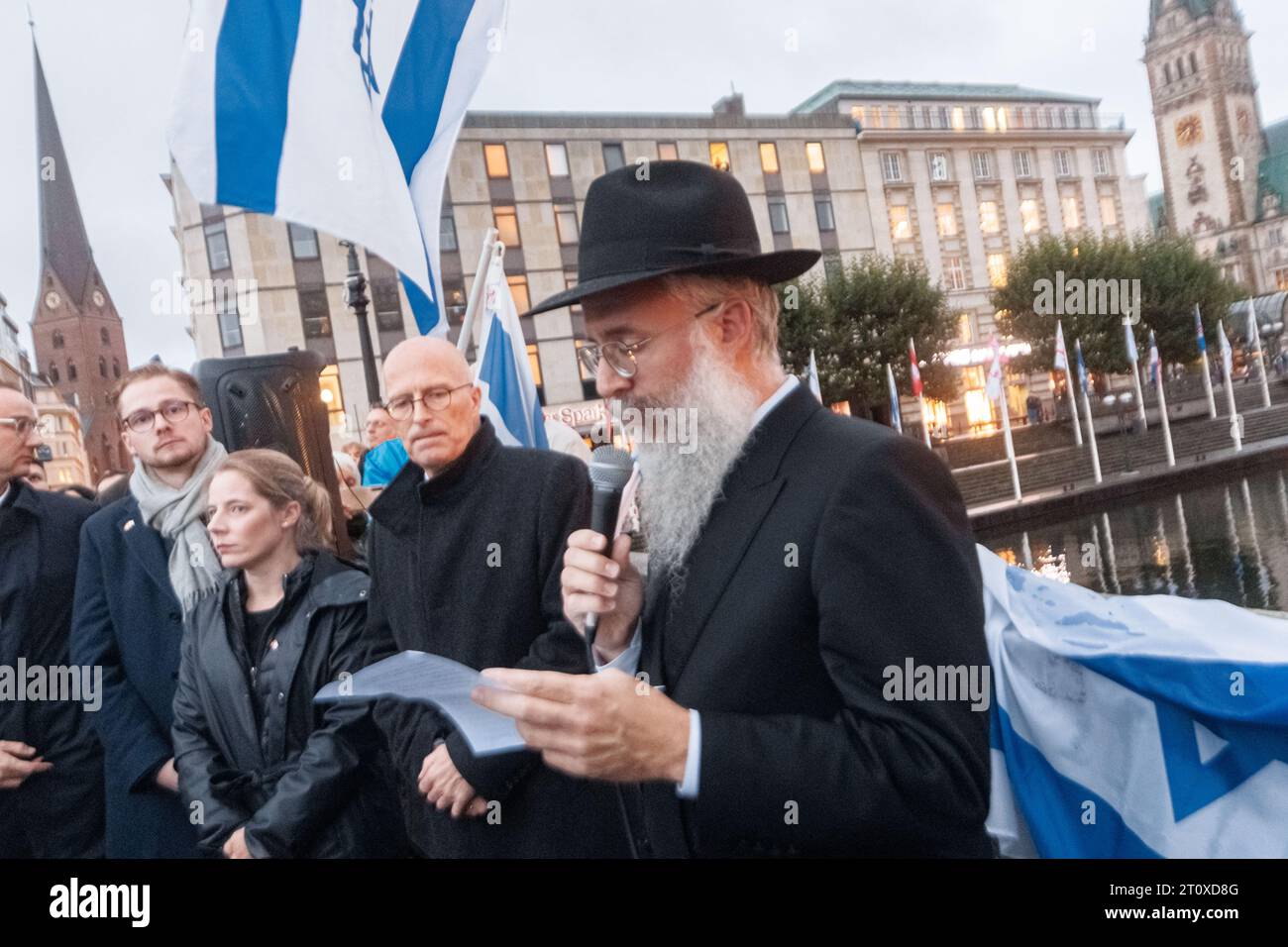 Hamburg, Germany. 09th Oct, 2023. Hamburg's State Rabbi Shlomo ...