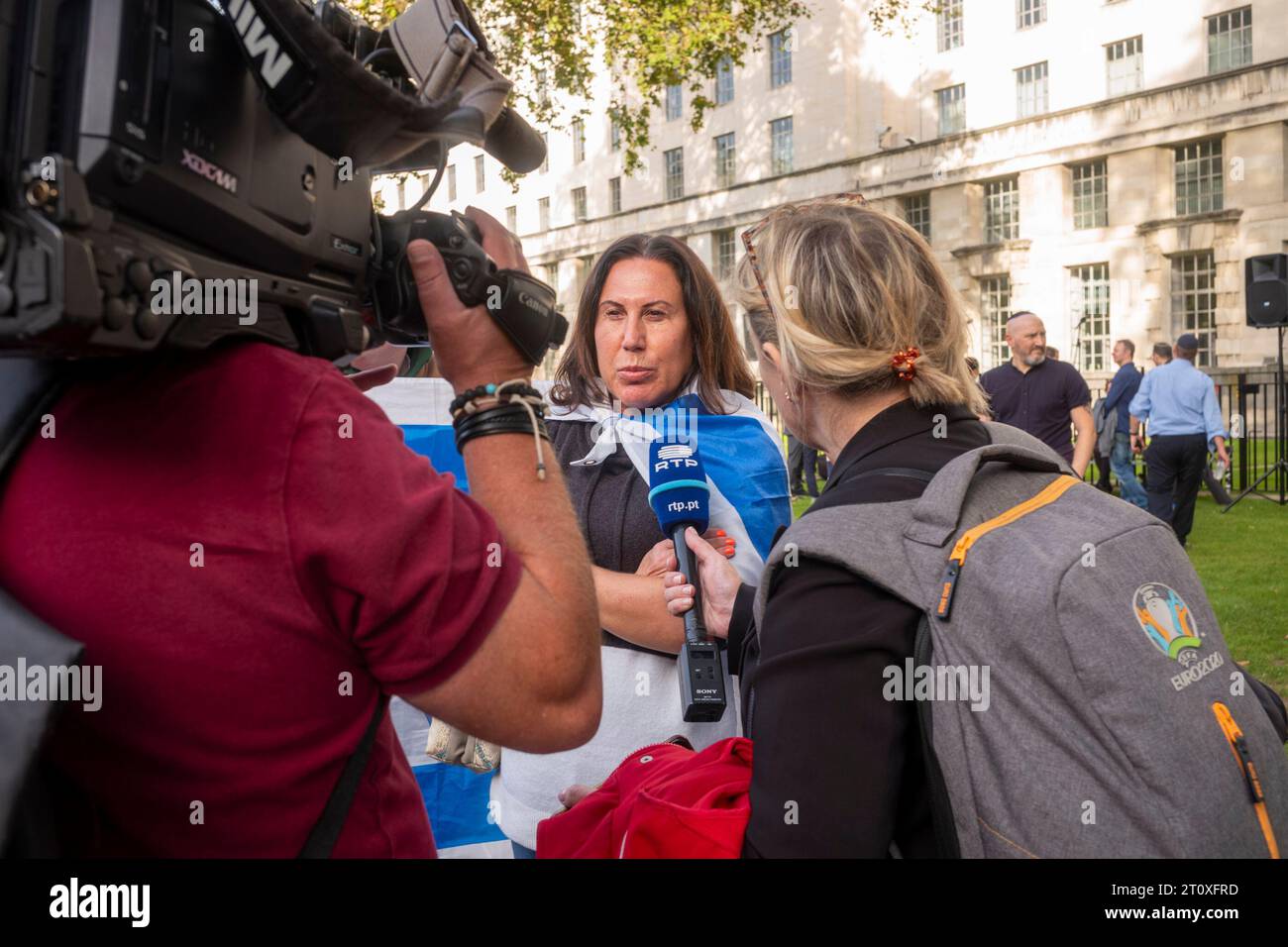 Whitehall, London. 9th October 2023. Israel Vigil. Hundreds of people ...
