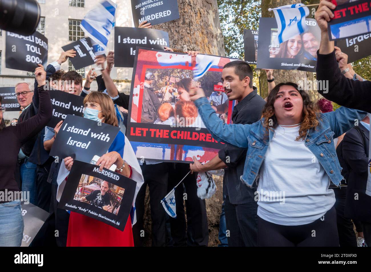Whitehall, London. 9th October 2023. Israel Vigil. Hundreds of people ...