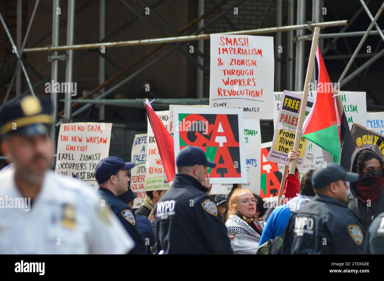 New York City, United States. 9th October, 2023. Hundreds of ...
