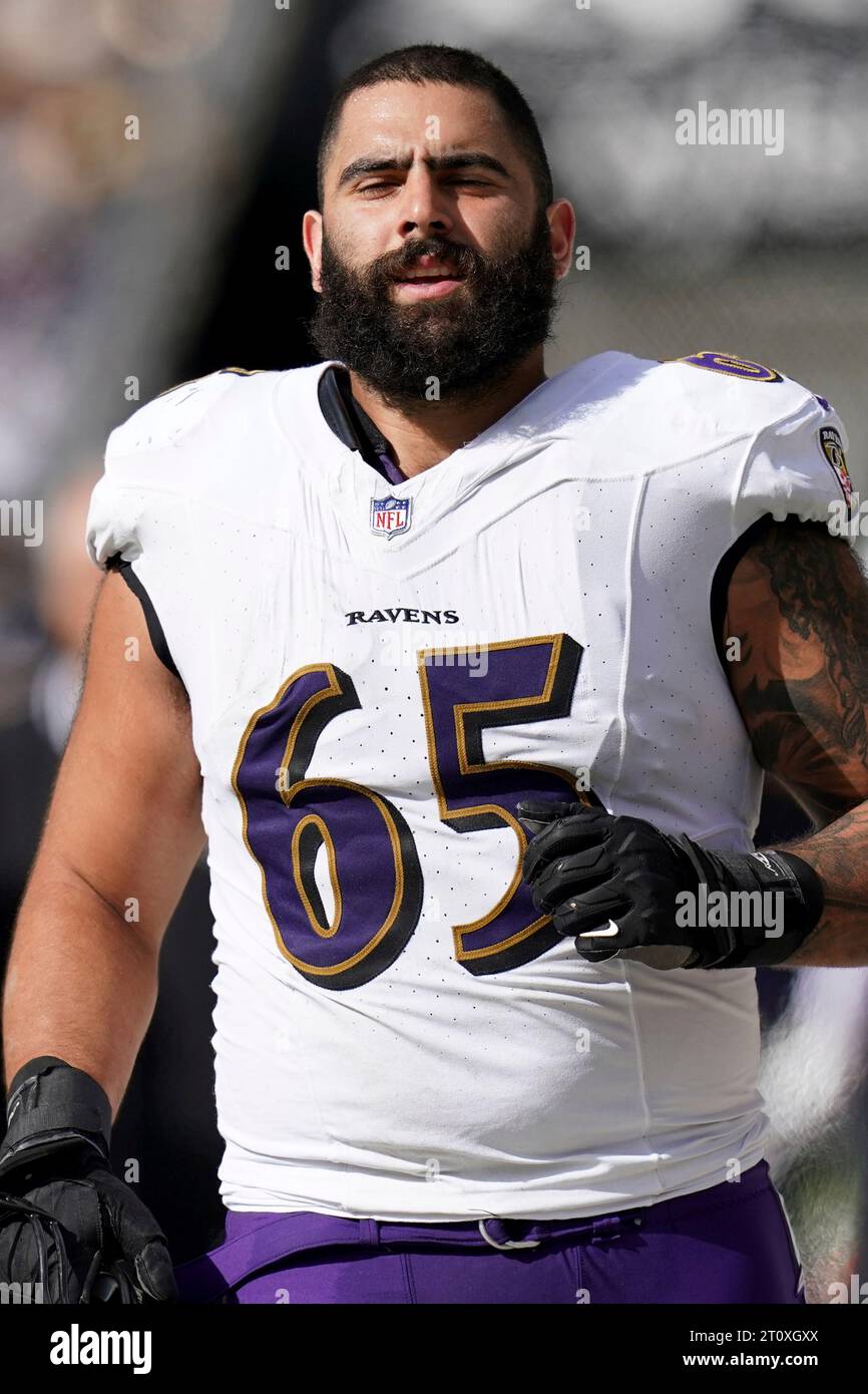 Baltimore Ravens outside linebacker Patrick Mekari stands on the ...