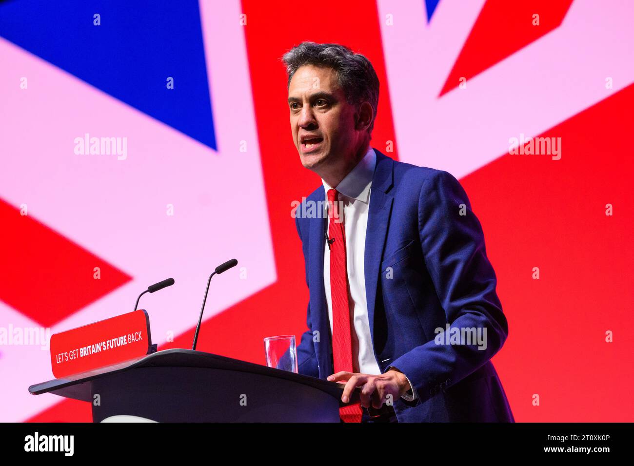 London, UK. 9 October 2023. Ed Miliband MP speaks during the Labour ...