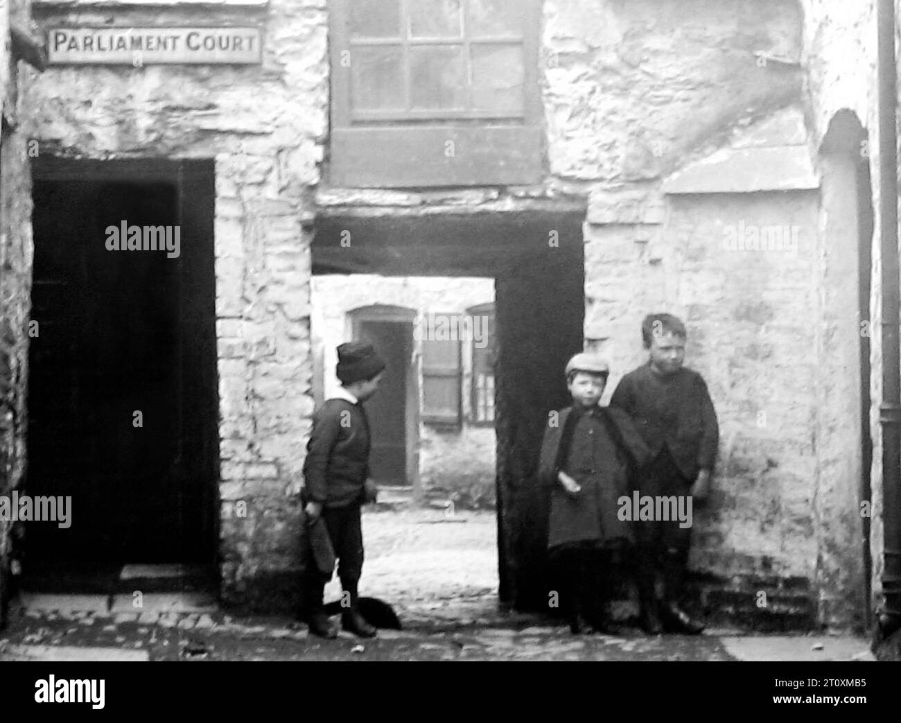 Victorian court hi-res stock photography and images - Alamy