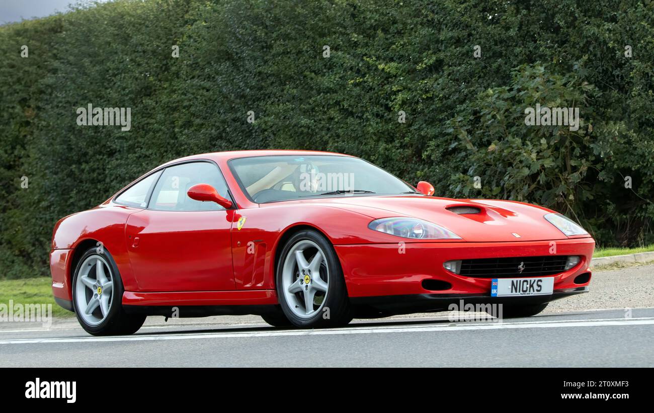 Red ferrari classic car hi-res stock photography and images - Alamy